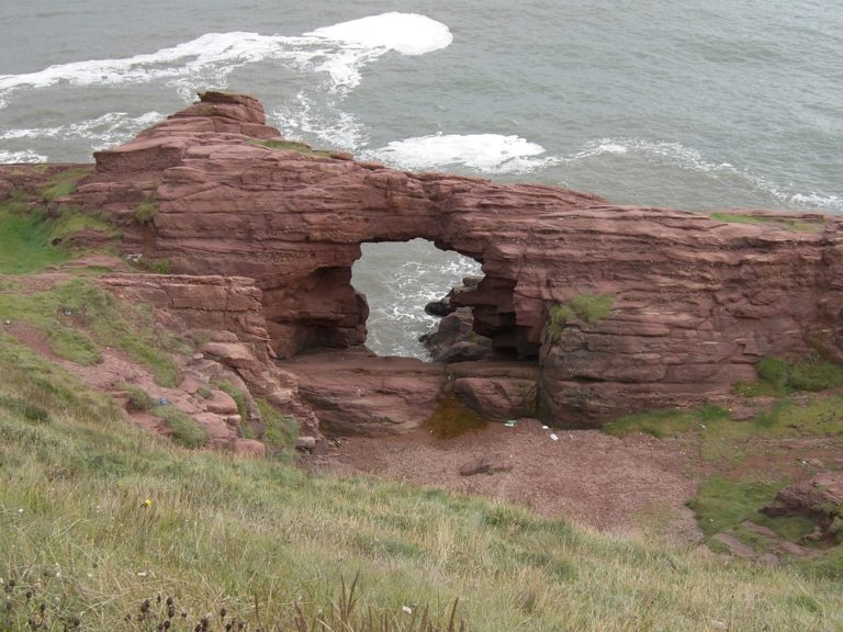 Hunor Deak in Arbroath: The Geology of the Seaton Cliffs of Arbroath ...