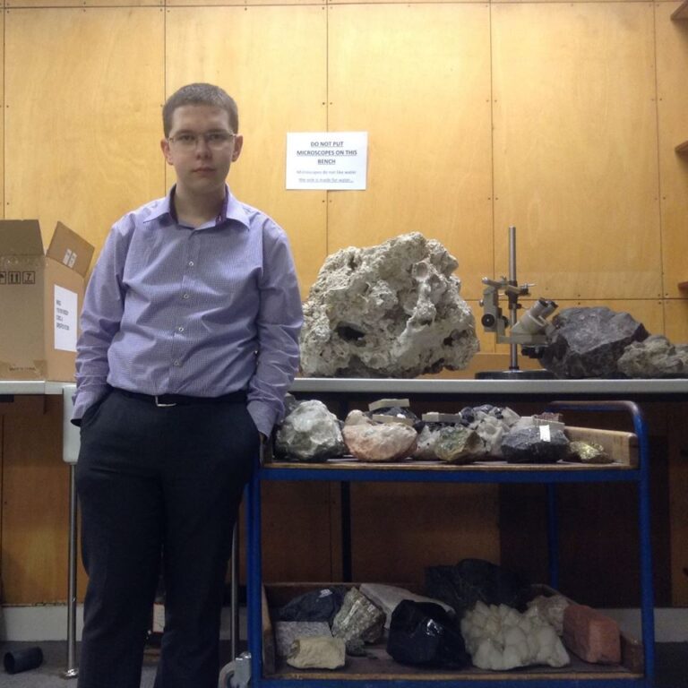 Hunor Deak in the Lab: Working in the geology laboratories of the ...