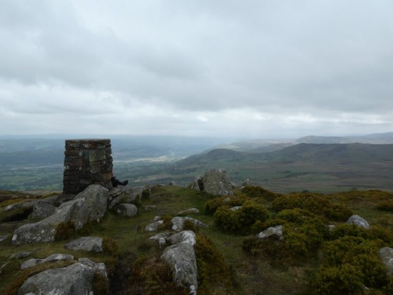 Tal-y-Fan: another classic lump – Hugh’s Geophysical Blog