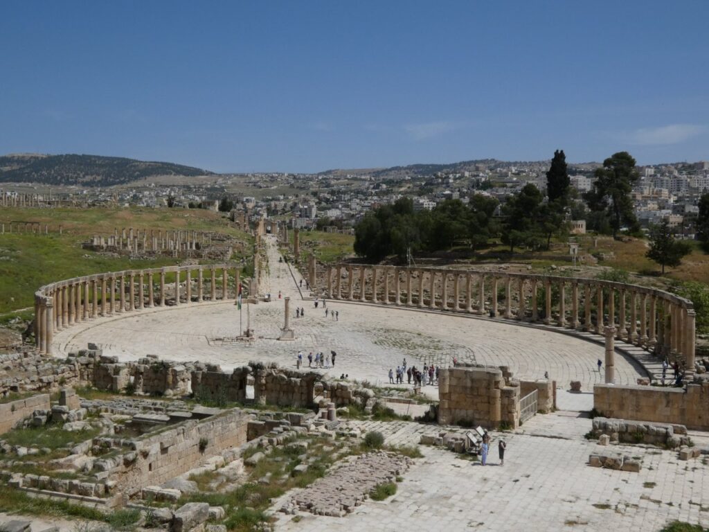 In the footsteps of Eratosthenes – Hugh’s Geophysical Blog