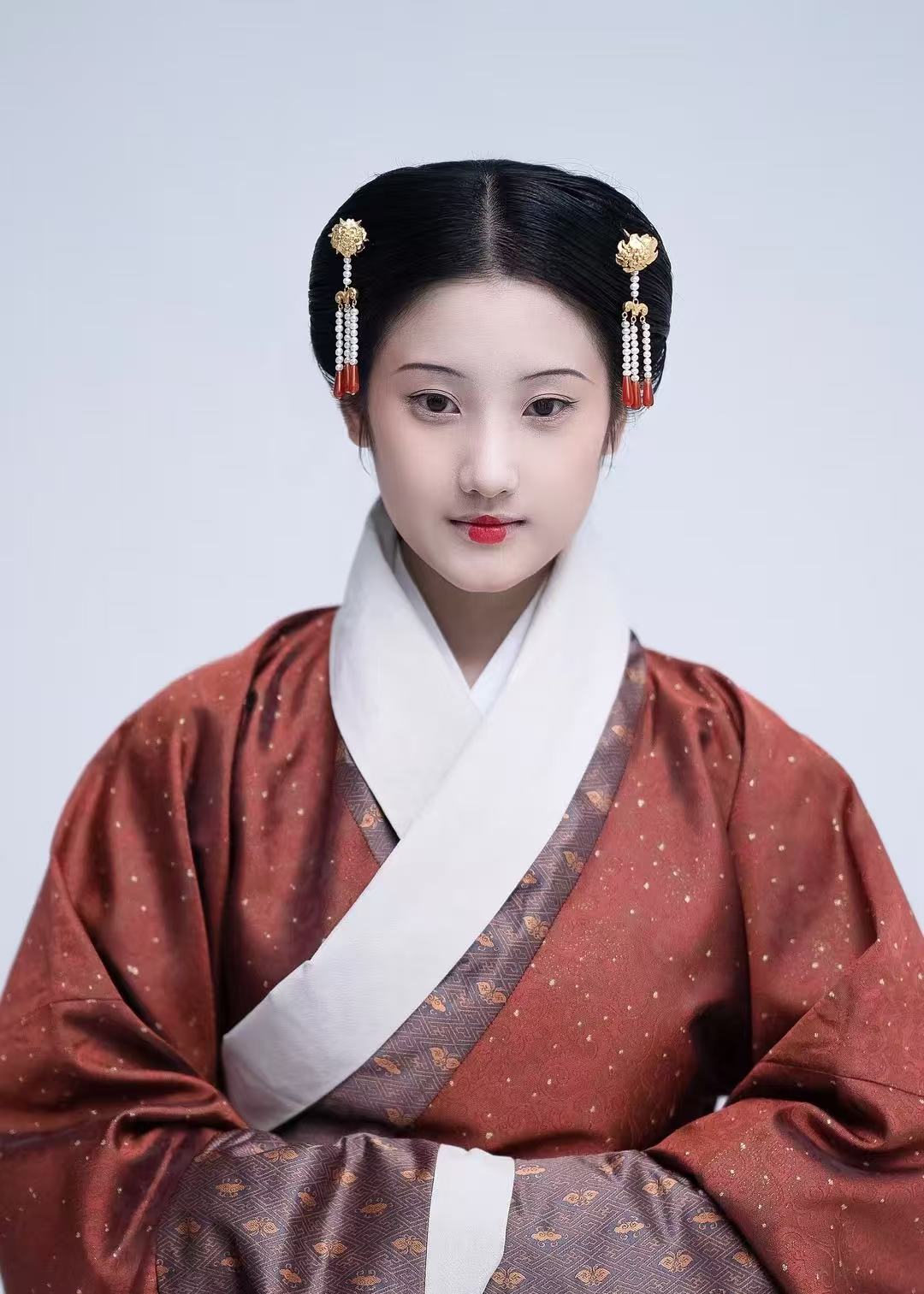 Changes in the Image of Chinese Women —— Qin-Han period (221 B.C.-220 A ...
