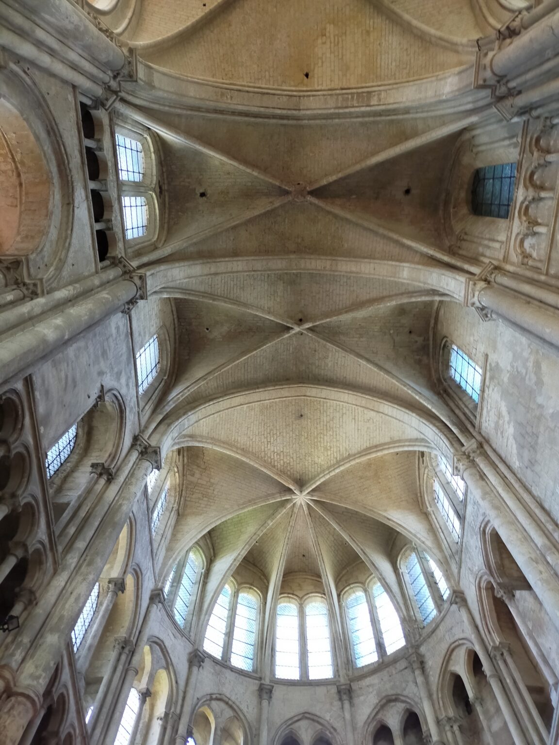 The reconstruction of major churches in Northern France after the First ...