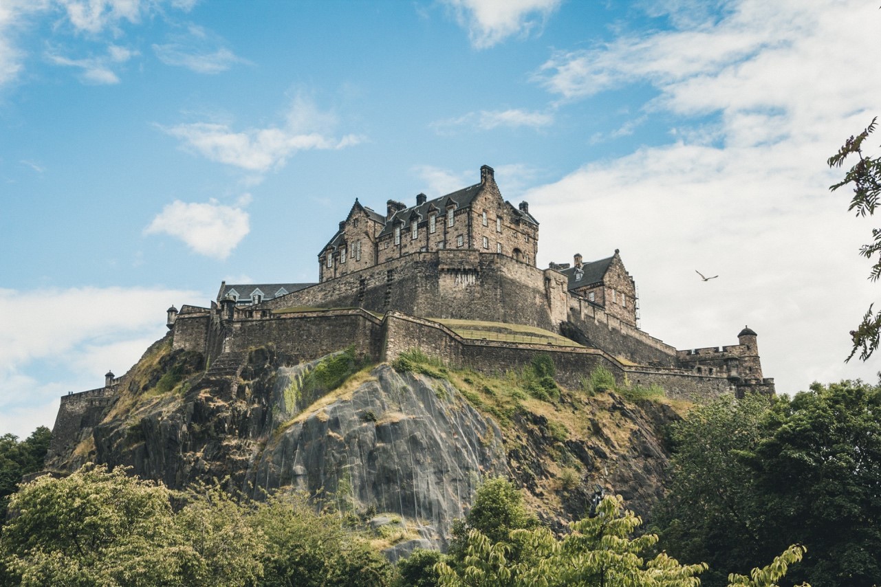 Exploring the hidden gems of Edinburgh – Students at SPS