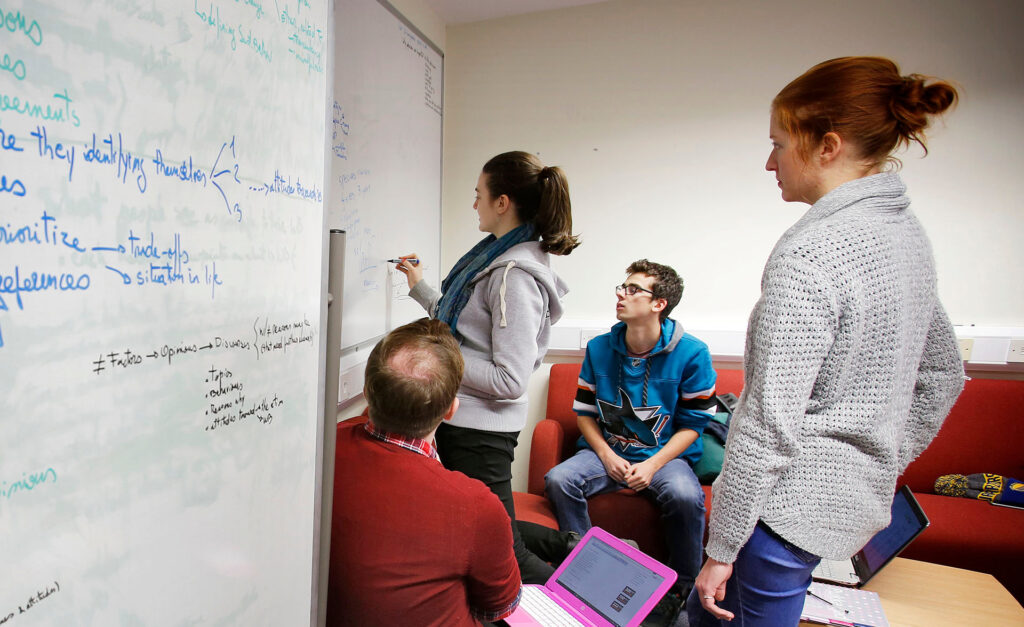 Skilful collaboration: Students and staff developing skill-based ...